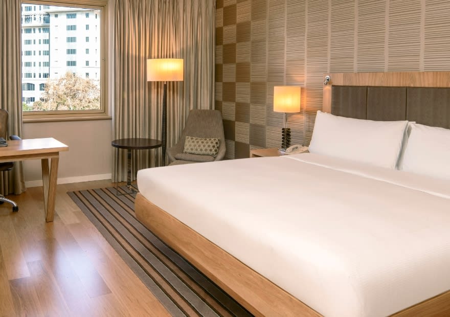 Johannesburg Sandton Hotel | NH Johannesburg Sandton Official Site